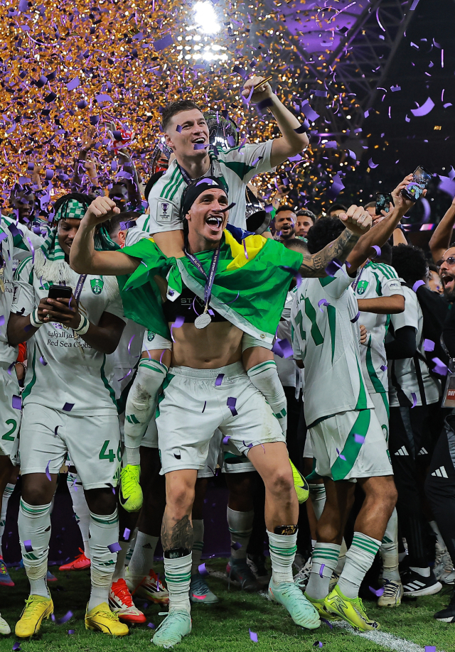 사우디리그 알아흘리, ACLE 초대 챔피언 등극