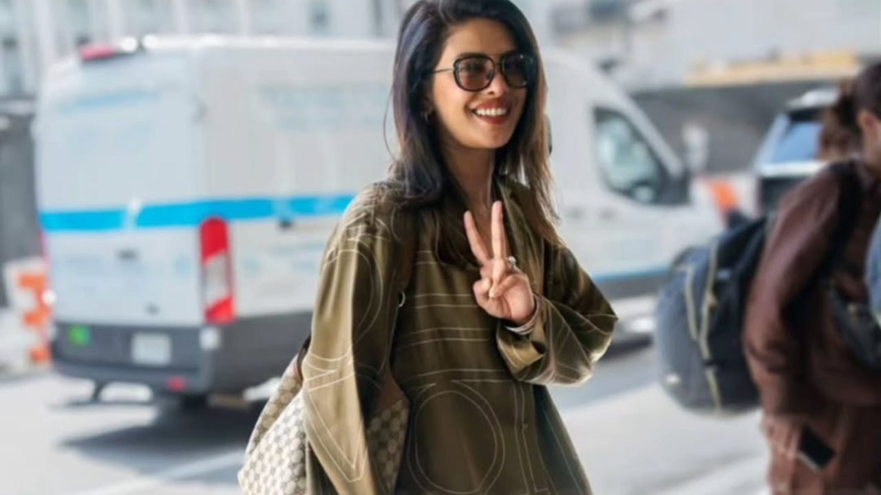 Met Gala 2025: Priyanka Chopra Reaches New York, Flashes Billion-Dollar ...