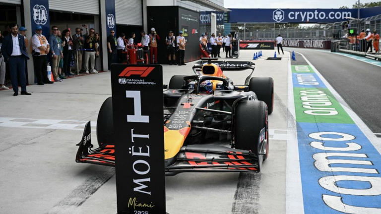 Max Verstappen se quedó con la pole position y largará en la primera posición durante el GP de ...