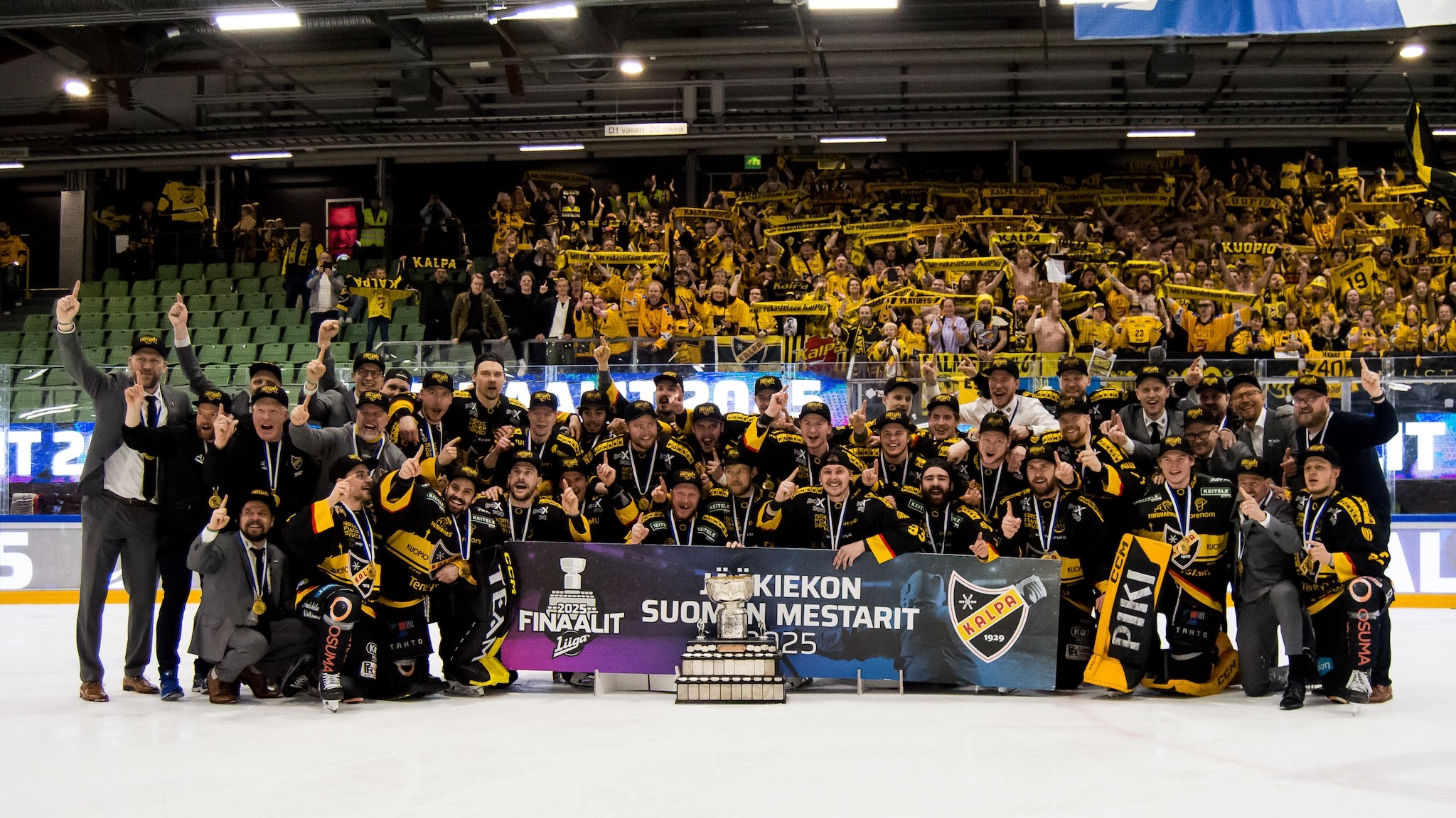 Tässä he ovat – KalPan mestarijoukkueessa lähes pelkästään uusia mestareita