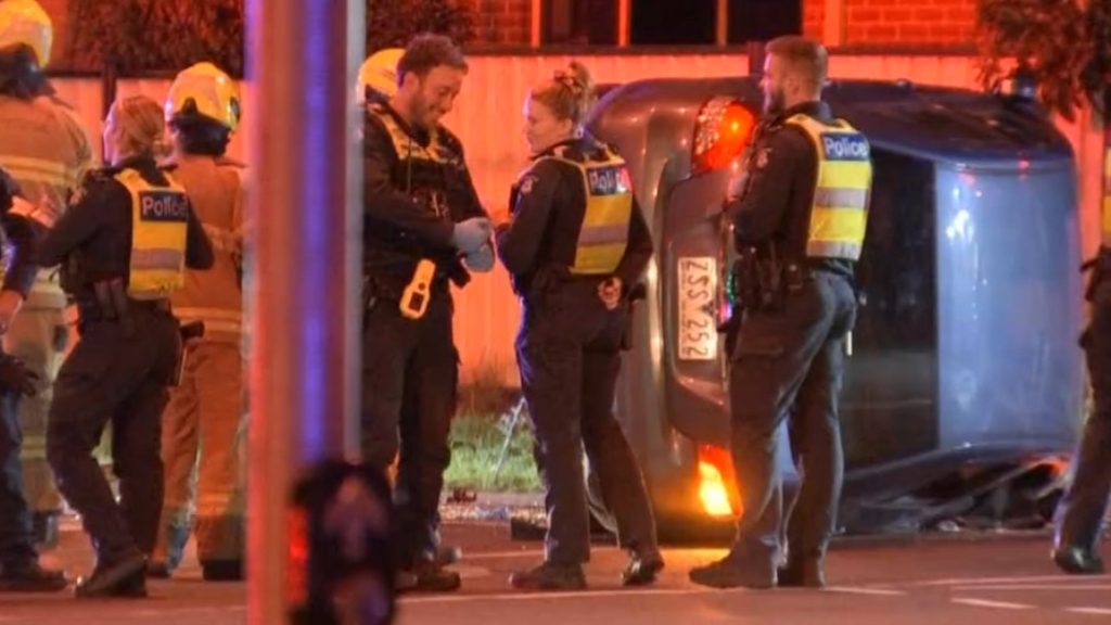 Man Arrested After Police Chase Ends In Crash In Melbourne S North