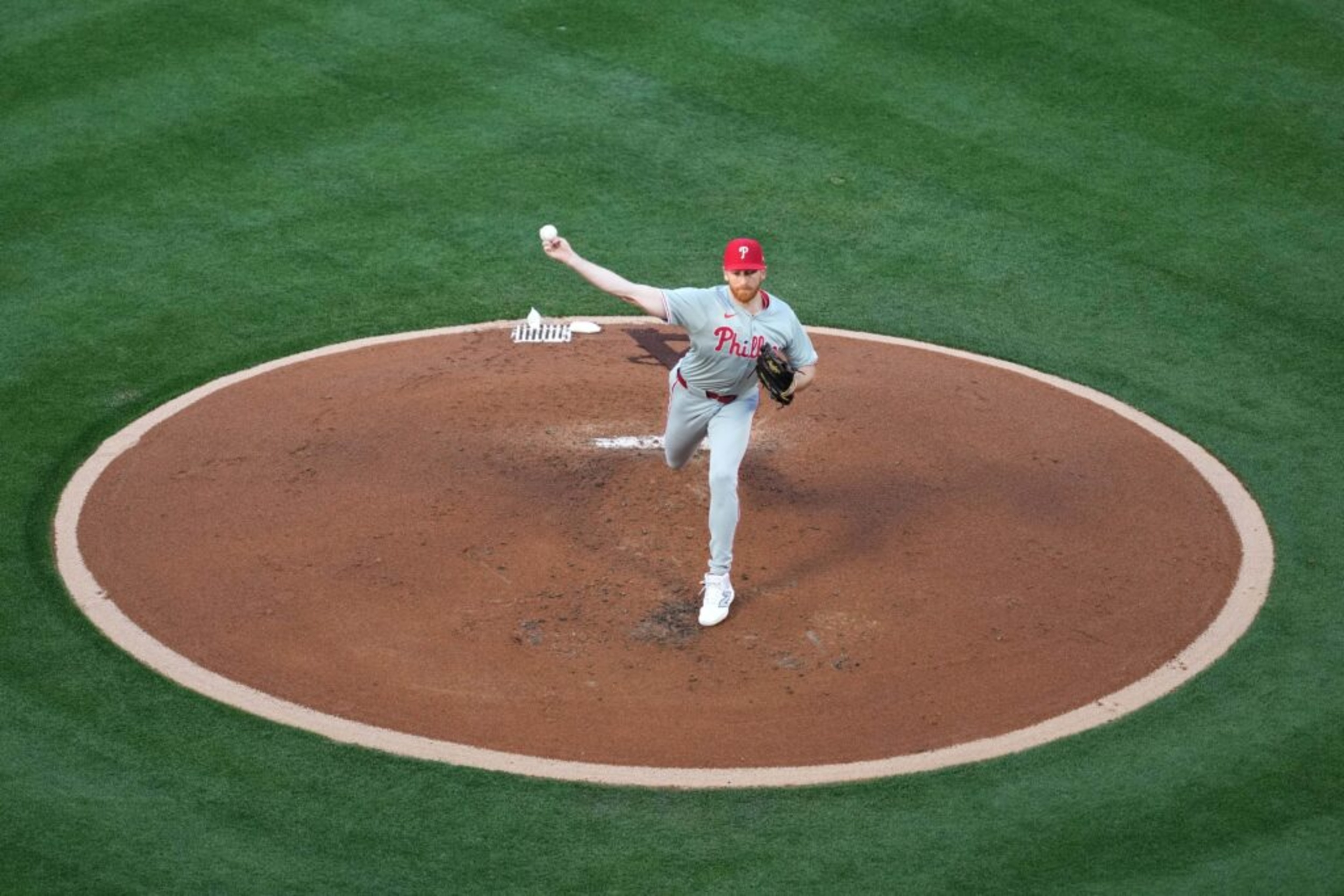 Report: Role-Flexible Pitcher Turnbull Signs with Blue Jays