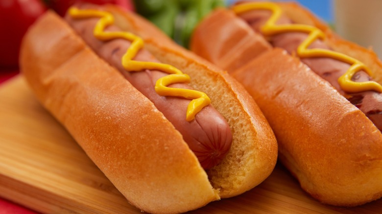 What Exactly Is A Dirty Water Hot Dog? It's Not As Gross As It Sounds