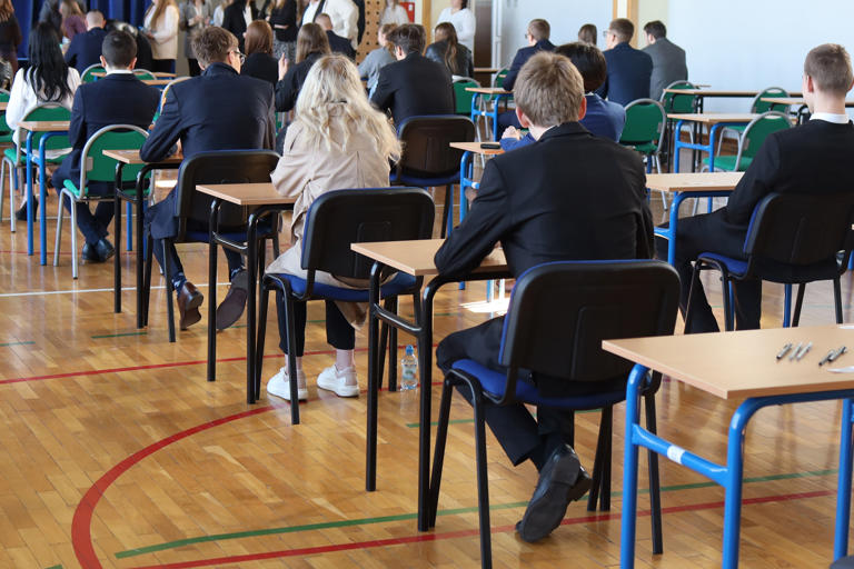 Matura 2025. Czego teraz szukają internauci?