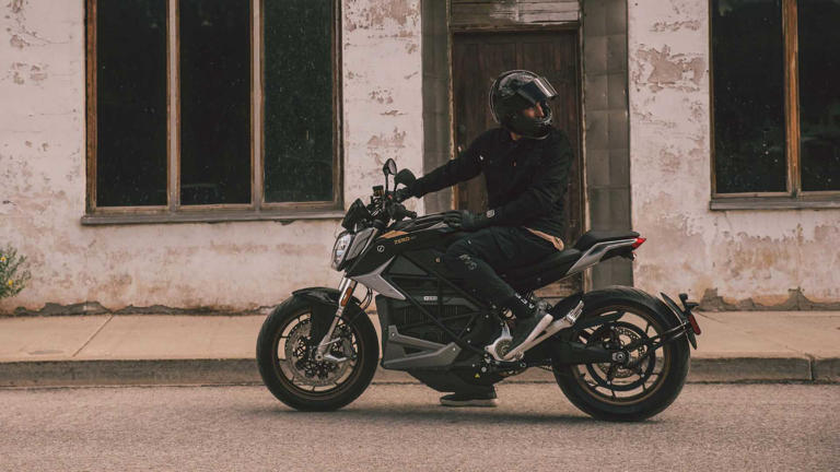 10 Best Electric Motorcycles That Offer Instant Thrills With Long Range