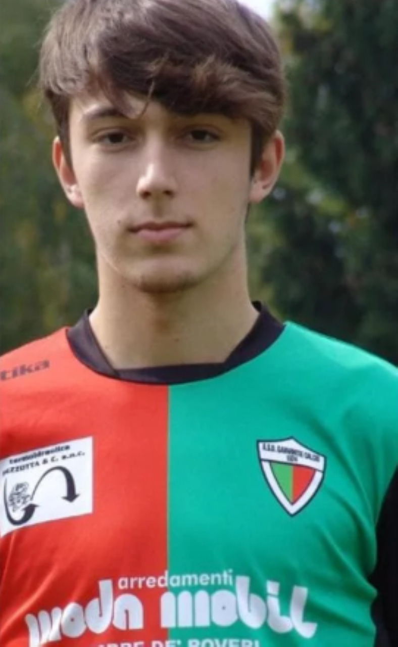 Riccardo Claris, chi era il 26enne ucciso a Bergamo: tifoso dell ...