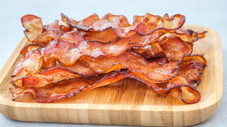 13 Tips For Making The Best Oven-Baked Bacon Of Your Life