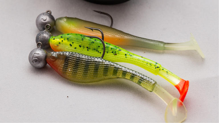 The swimbait rig that rolls over and looks fake
