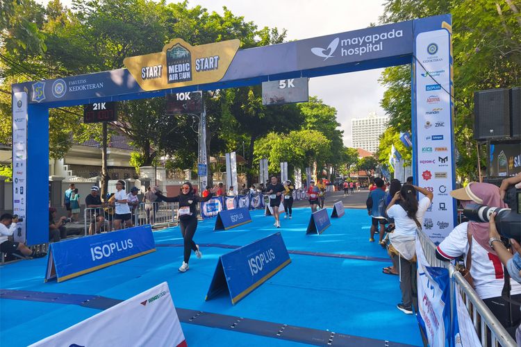 Surabaya Medic Air Run 2025, Event Lari yang Mengangkat Isu Kesehatan ...