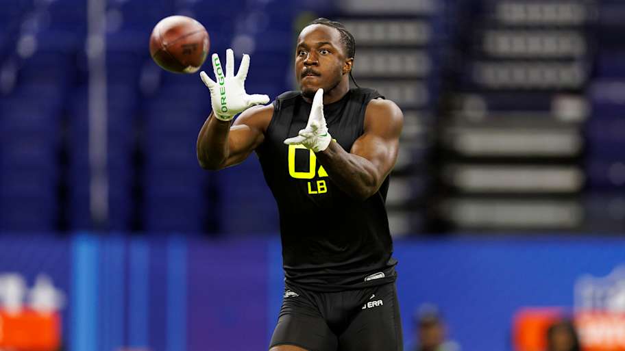 Chiefs fans get inside look at the gutsy draft call that landed Jeffrey ...