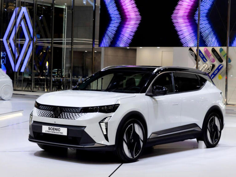 Fuel Saver, Family Favorite: Renault’s Hybrid SUV Hits the Sweet Spot