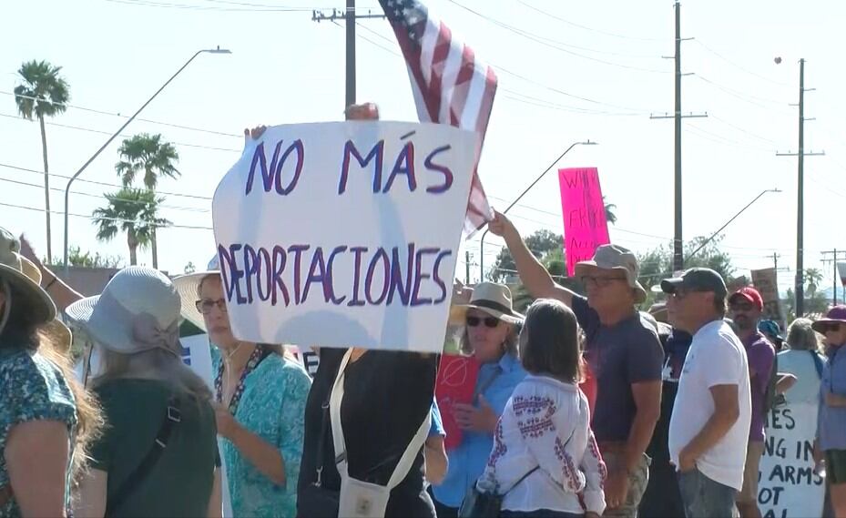 Tucson protests support previously detained Guatemalan mother and her ...