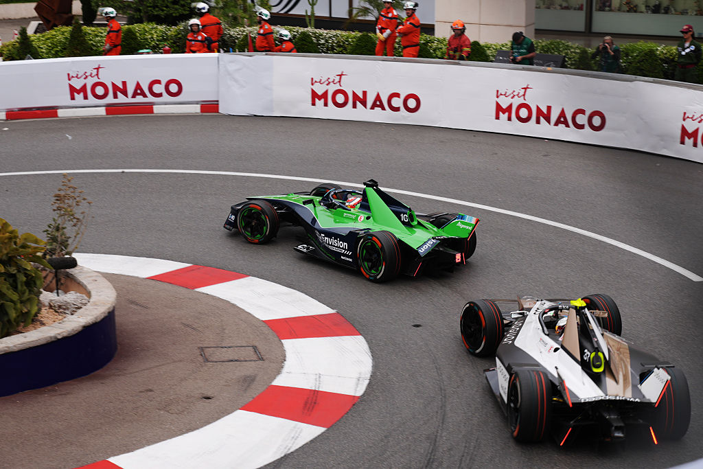 Buemi masters Monaco in E-Prix 2