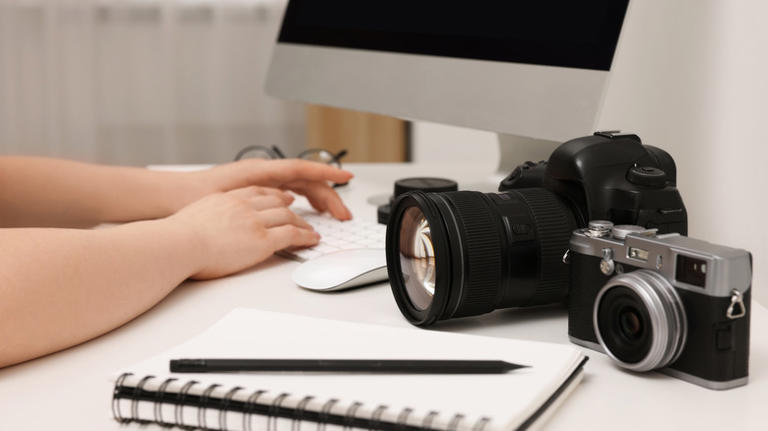 Why Do Camera Flashes Make Your Eyes Turn Red In Photos?