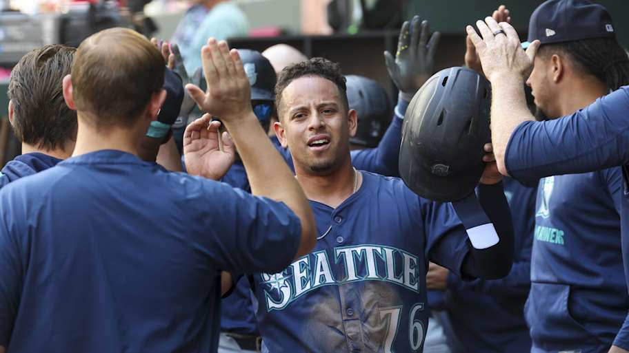 Seattle Mariners Winning Streak Snapped in 8-1 Loss Against Texas Rangers