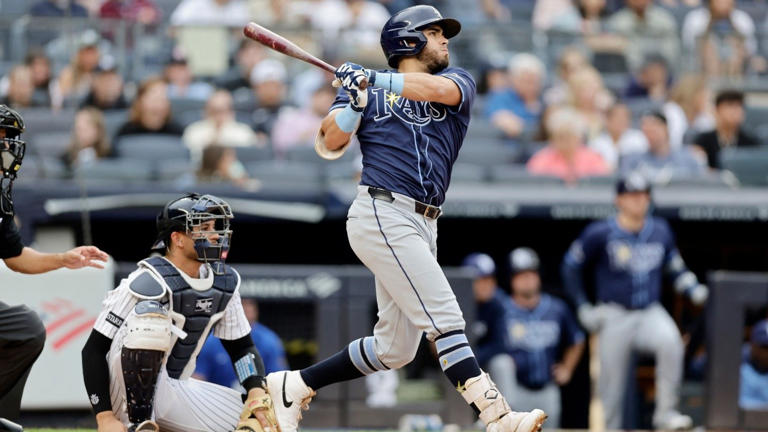 MLB: mexicano Jonathan Aranda brilla con su quinto jonrón y guía ...