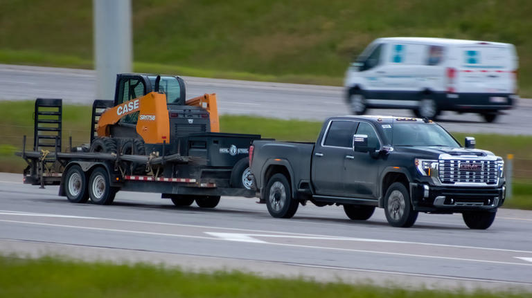 Is It Safe To Tow With A Lifted Truck? Here's What You Need To Know