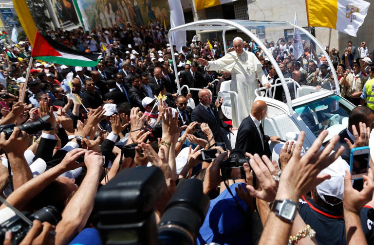 Pope Francis’ popemobile to be converted into clinic on wheels for ...