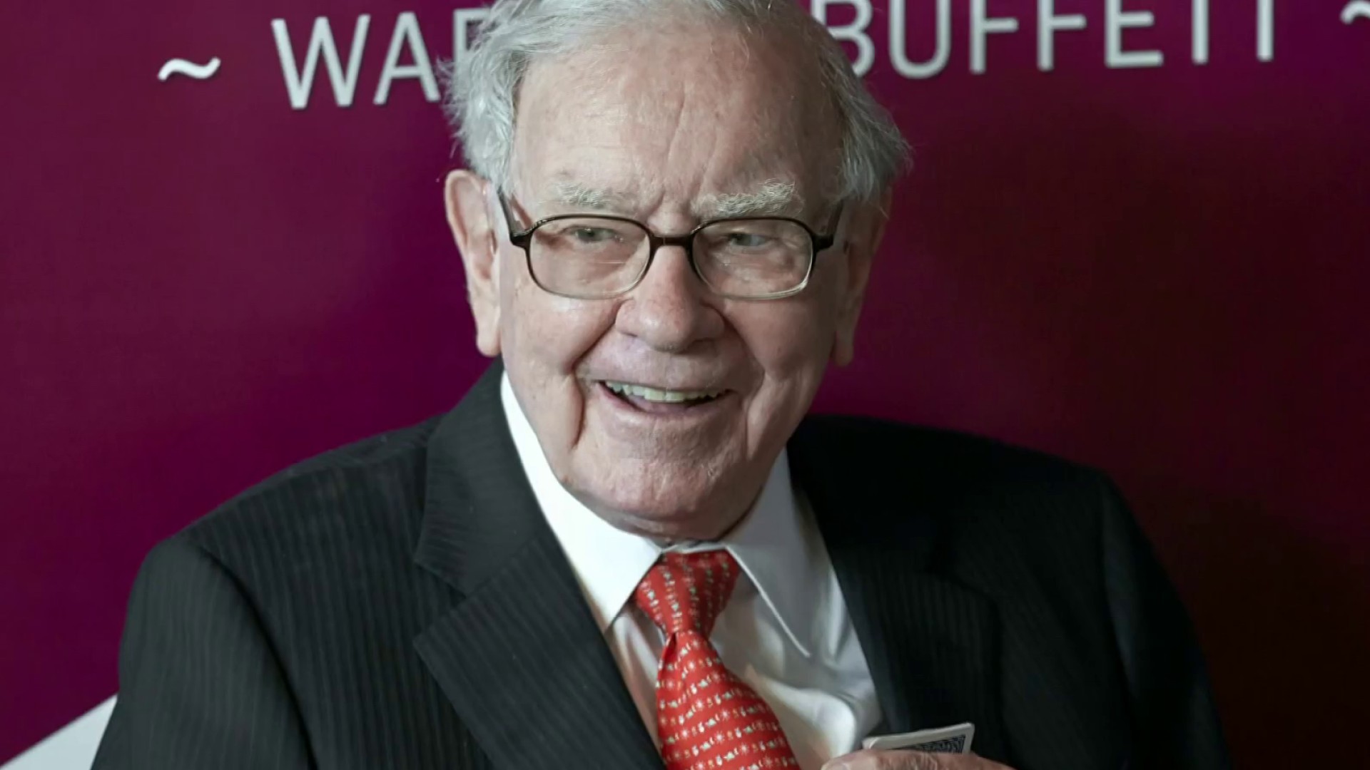 Warren Buffett sounds alarm on trade war
