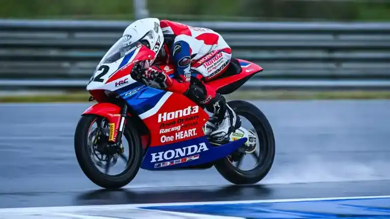 Pembalap Muda Indonesia Tampil Gemilang di FIM JuniorGP Jerez 2025