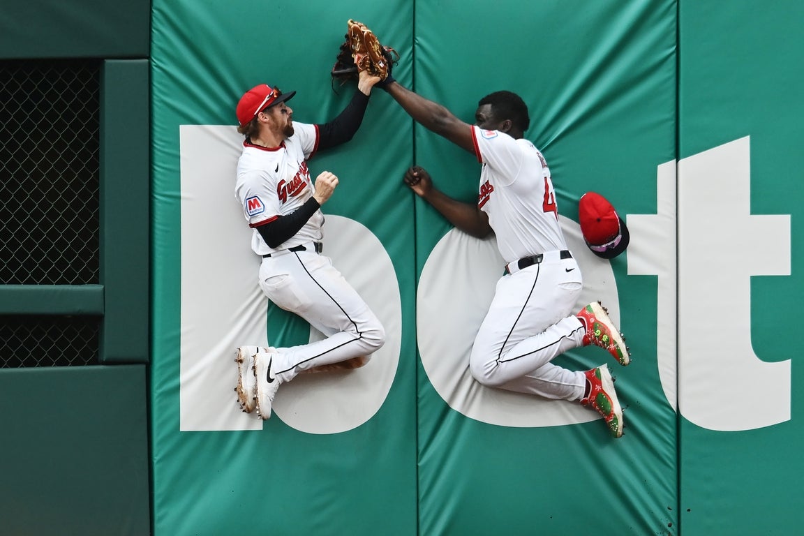 Incredible action photos from last week around the MLB