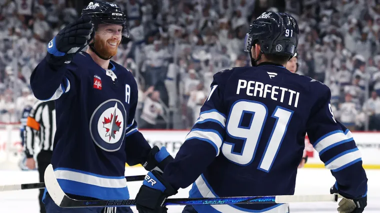 Winnipeg Jets score miracle goal to force OT with nearly no time left ...