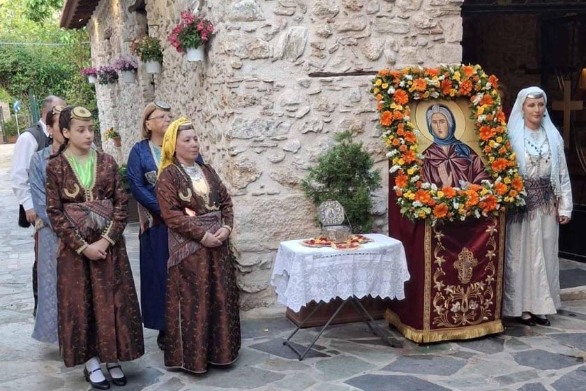 Οσία Σοφία της Κλεισούρας: Με μεγάλη συμμετοχή οι λατρευτικές ...