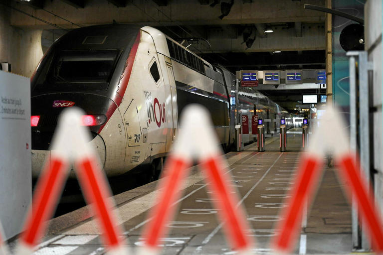 Grèves à la SNCF : le point sur les perturbations attendues jusqu’au pont du 8 mai