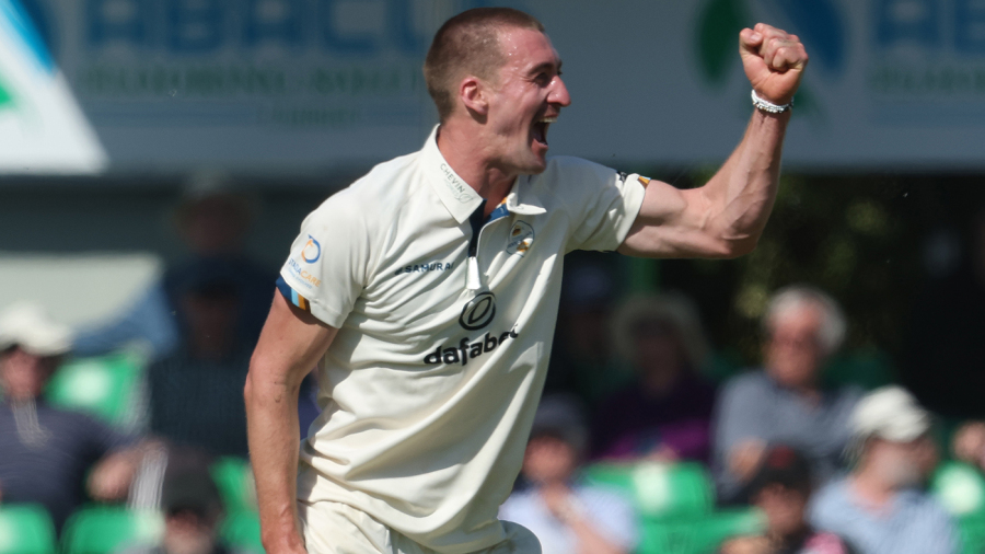 Blair Tickner, Luis Reece turn the tables as Derbyshire fight back
