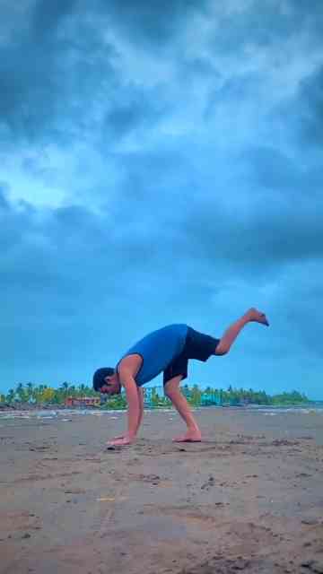 Guess How Many Kicks I Hit Mid-Flip