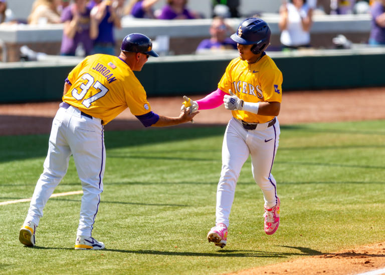 LSU baseball hits two grand slams to extend lead vs WVU in NCAA super ...