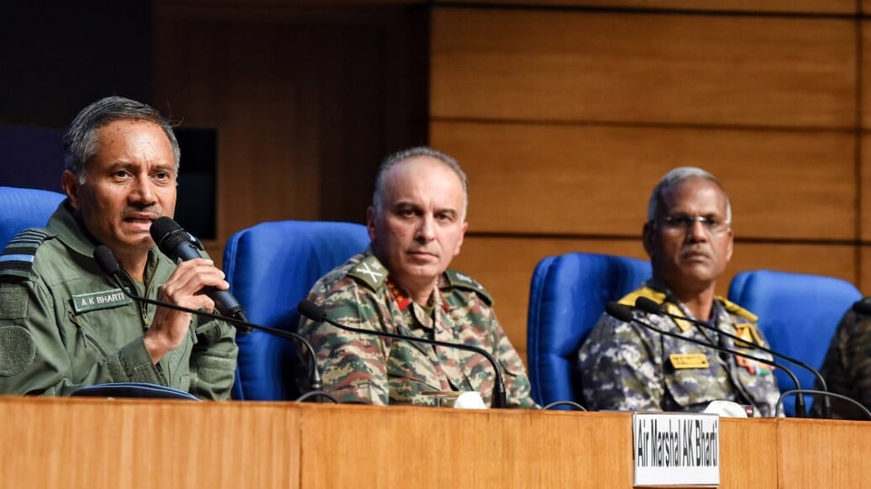 DGMO press briefing LIVE: Gen Rajiv Ghai, AK Bharti and AN Pramod ...