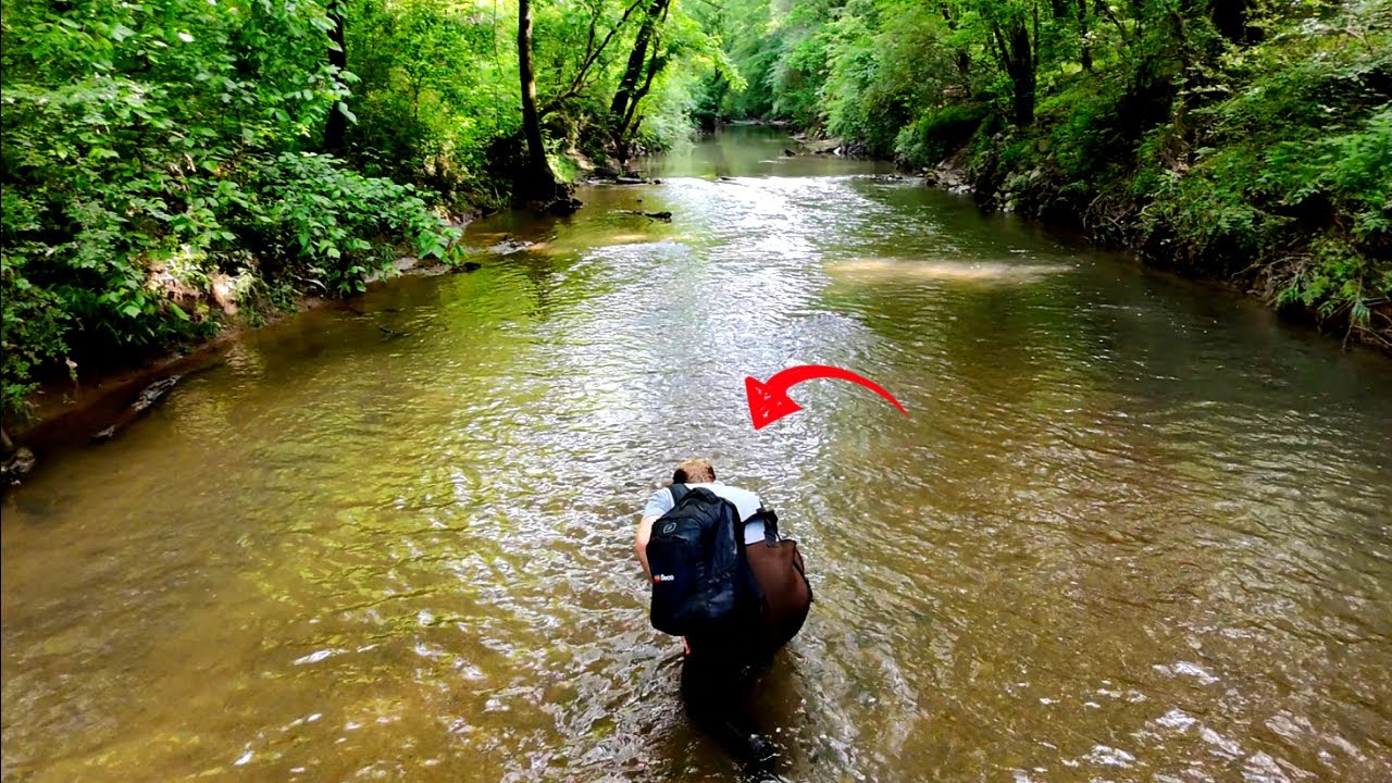 This Riverbed Hid Secret Treasures from a Ghost town - Mud larking America!