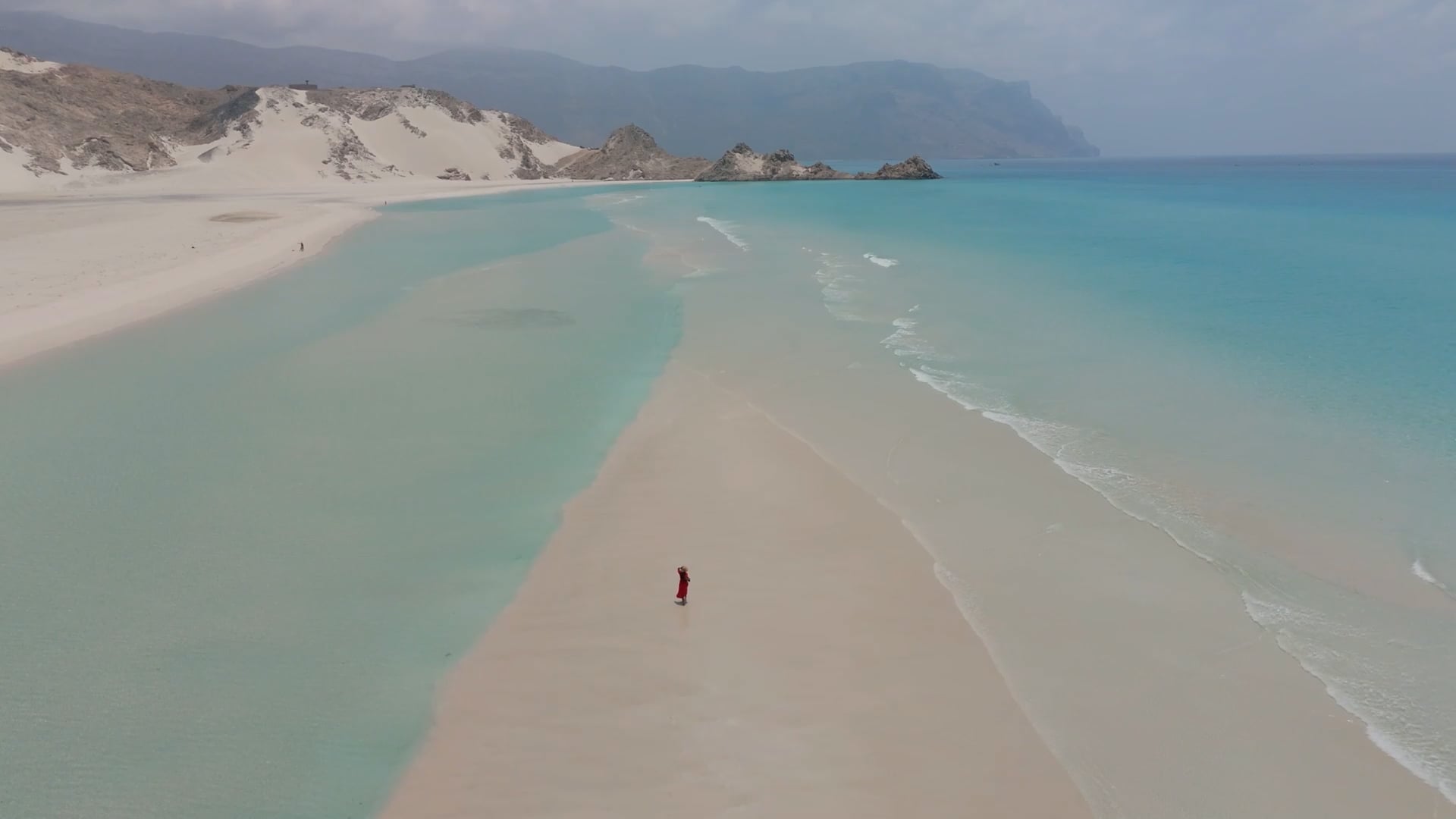 Jelajahi Bentang Alam Socotra yang Menakjubkan dengan Drone