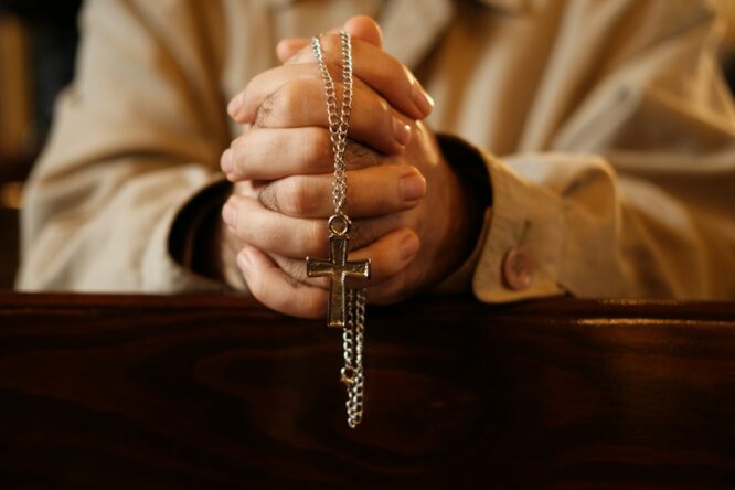 Is Religion Good for Your Health? Psychology Says: It Depends