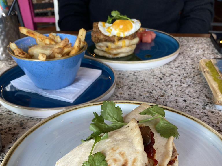 I tried Turtle Bay's new brunch menu and it was amazing