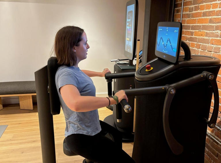I Tested the First Full-Scale, AI-Powered Gym. It's Fun, but Humans Are ...