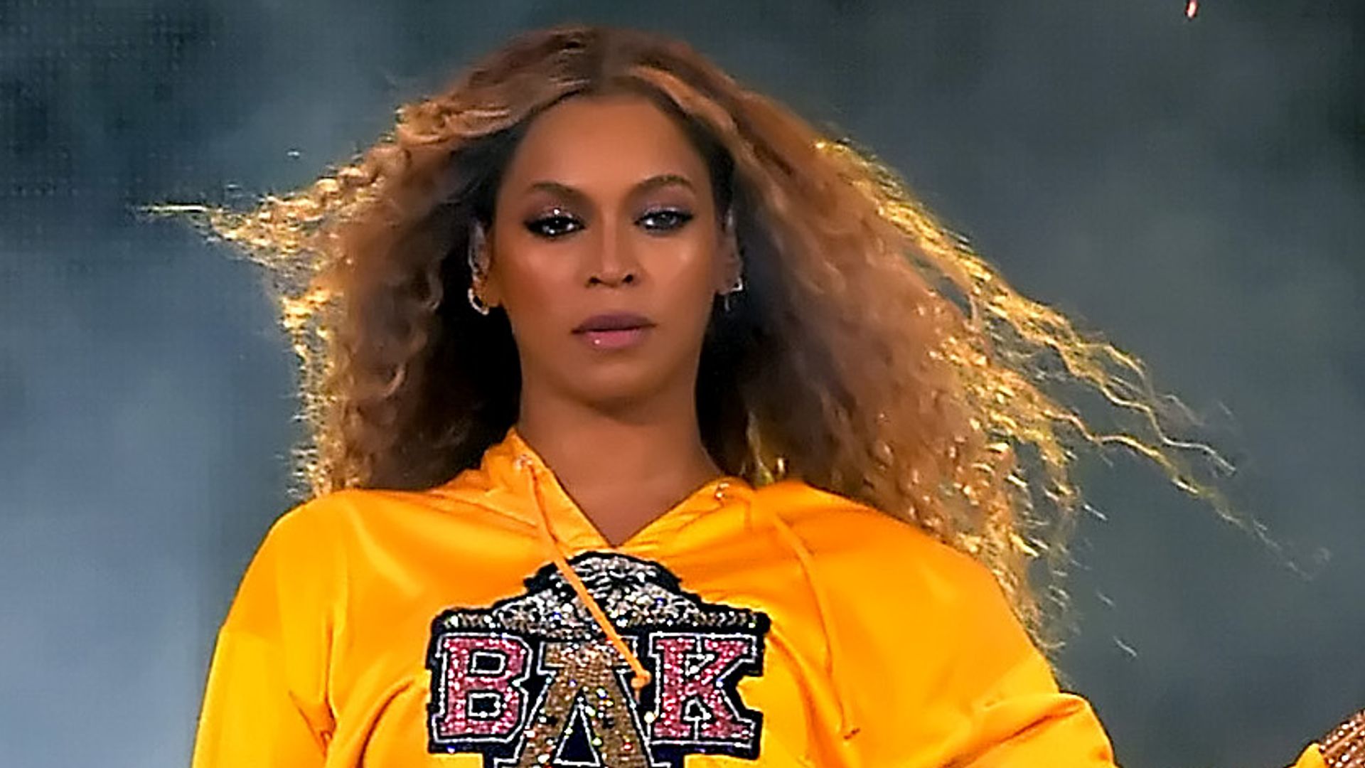 Beyonce sufferers awkward onstage blunder — see her reaction