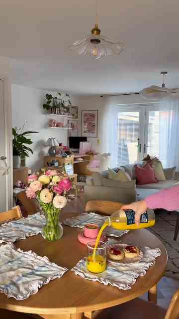 Slow Mornings at Home: Embracing the Calm Before the Rush