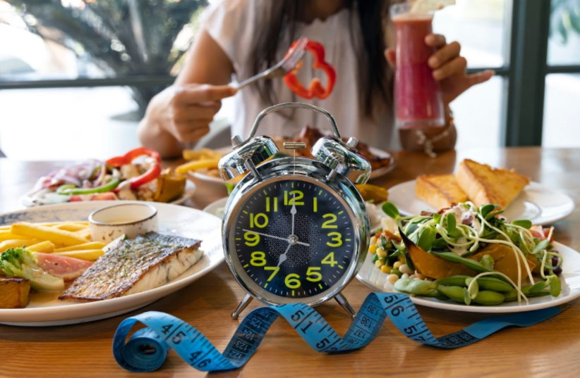 Time-restricted eating leads to sustained weight loss, irrespective of ...