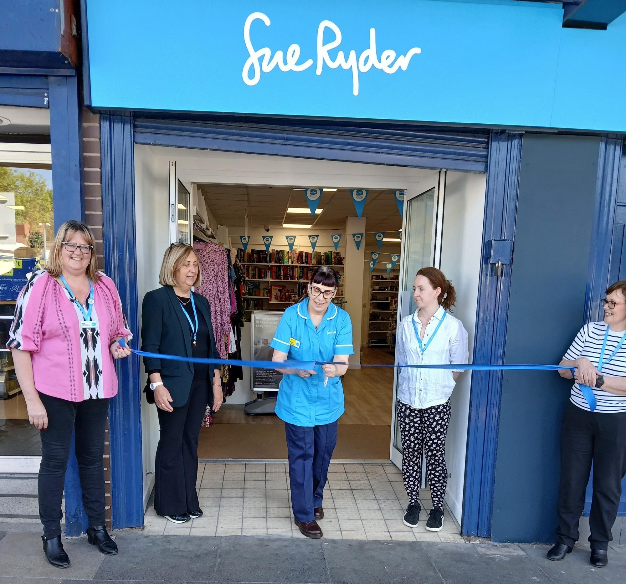 Sue Ryder nurse declares the charity's new Bramley shop open