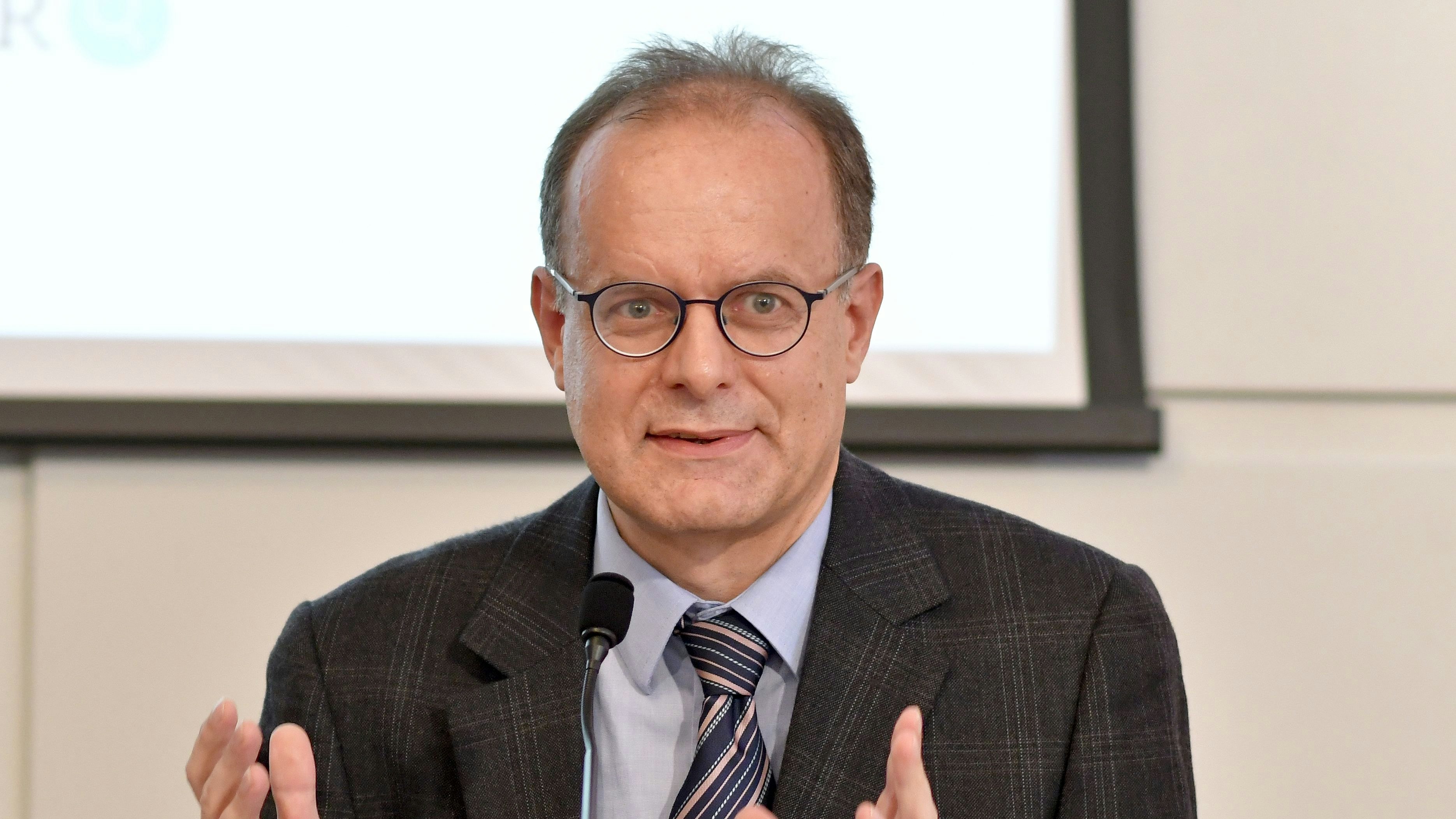 Große Trauer – Politologe Hubert Sickinger verstorben