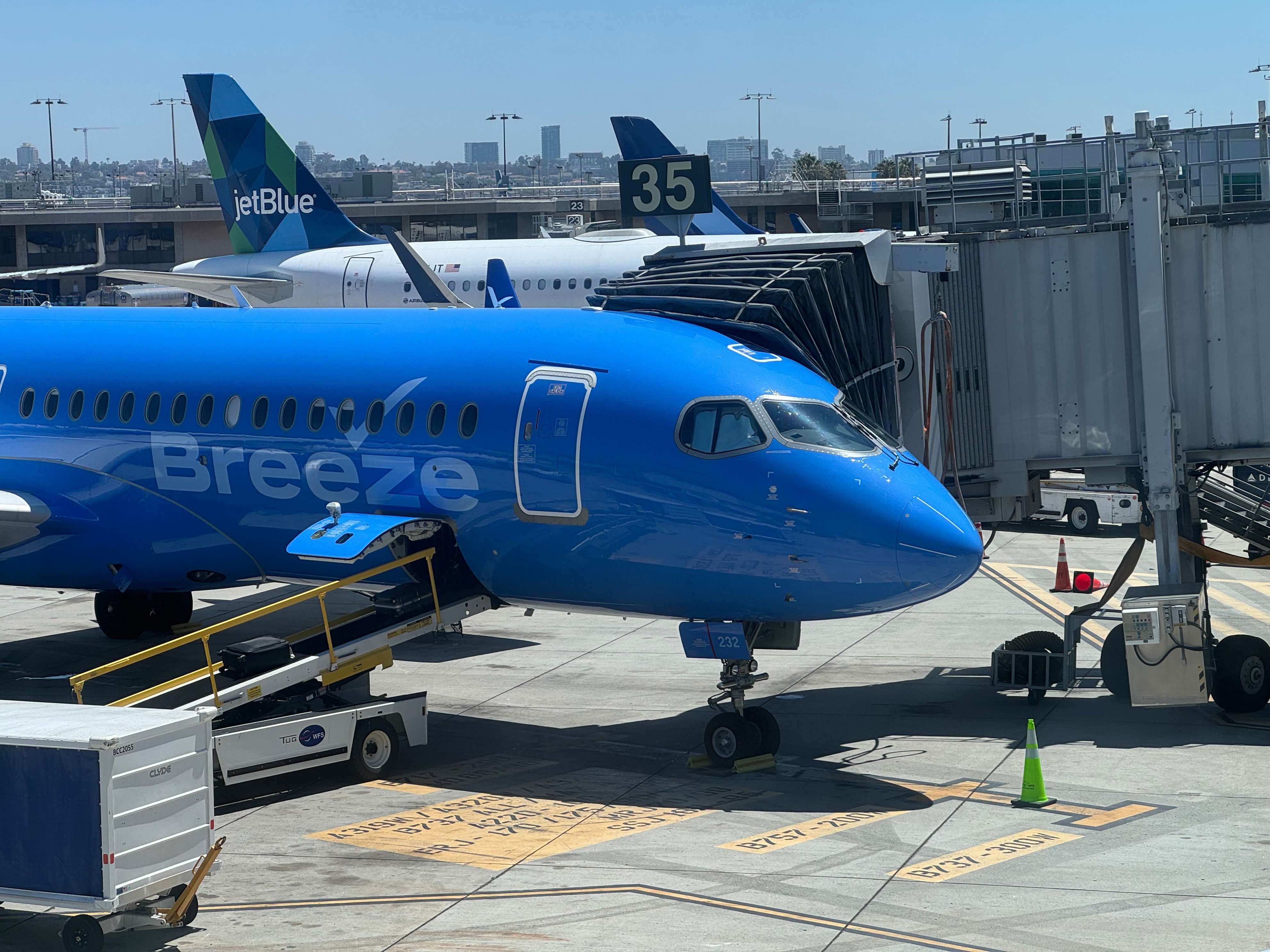 Breeze Airways sale: Flights starting at $30 — no promo code required