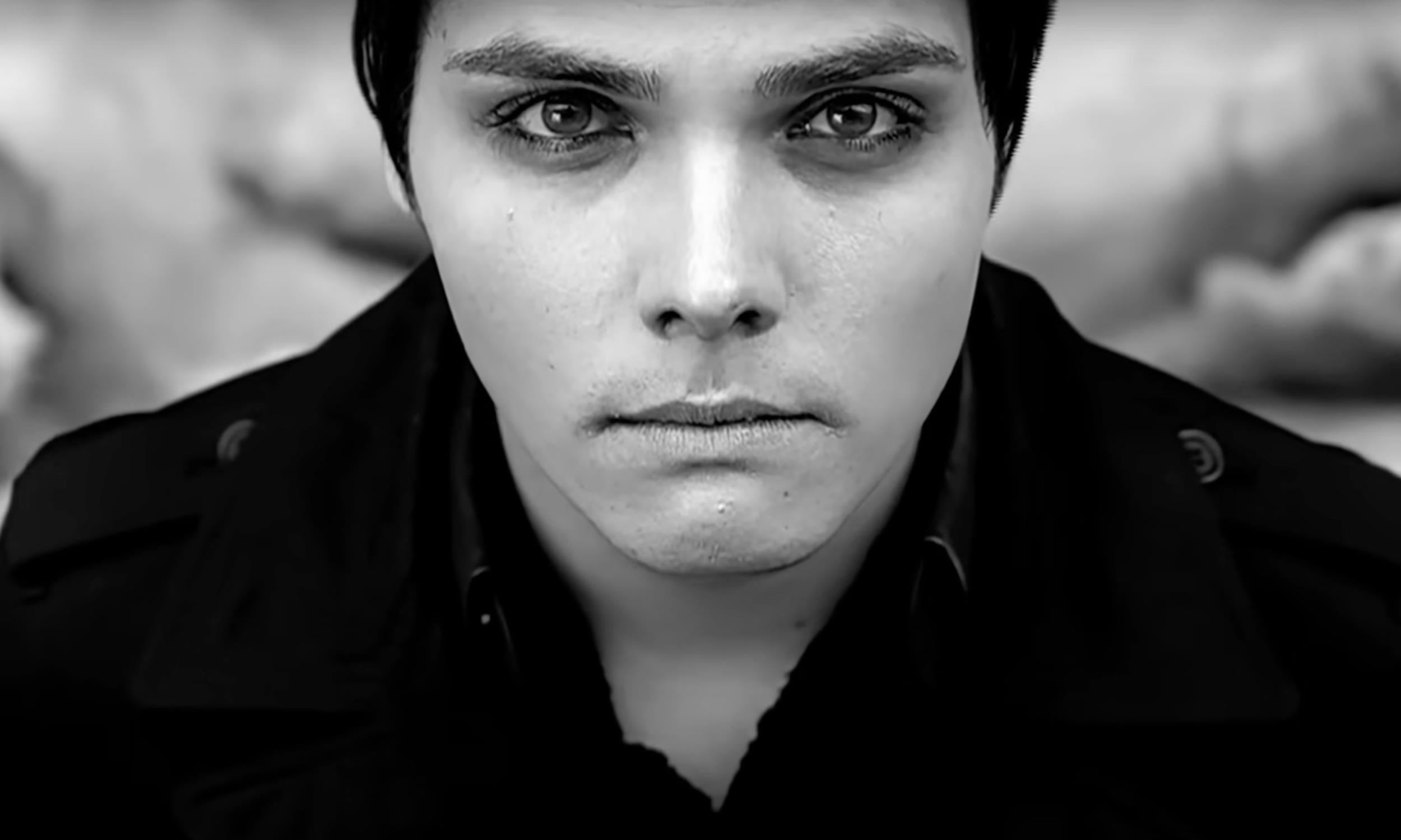 25 emo songs that are perfect for getting over a breakup