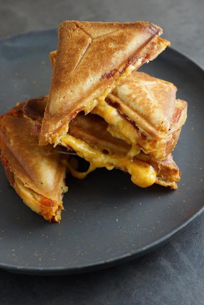 16 Best Toast Recipes That You Need For Lunch