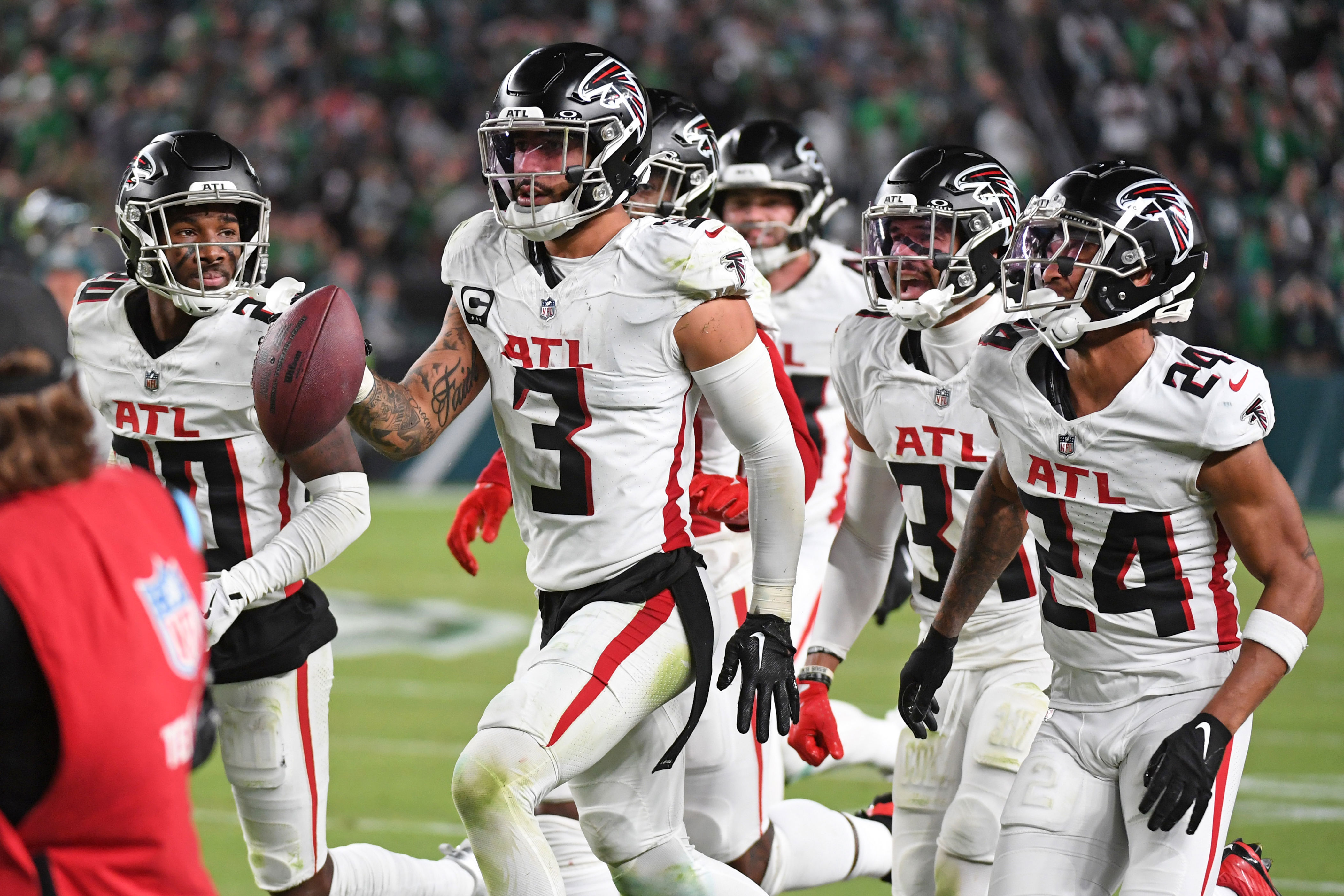 RANKED: All 32 NFL Defenses From Worst To Best