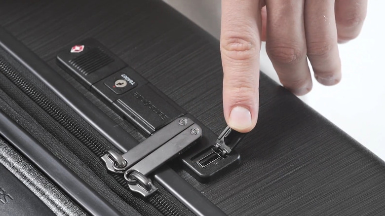 How Does A USB Port On A Suitcase Work? (And Is It TSA Approved?)