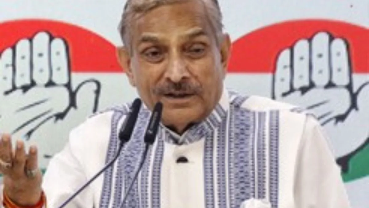 Centre should be aware of back-stabbing by Pak: Cong's Pramod Tiwari
