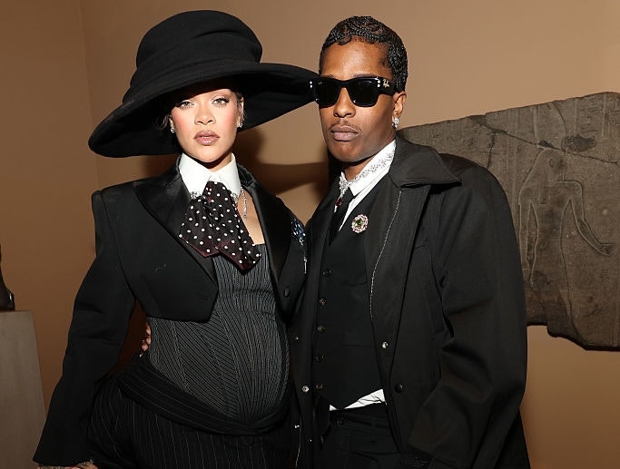 Photographer Miles Diggs On Shooting Rihanna’s Pregnancy Reveal: ‘She’s ...