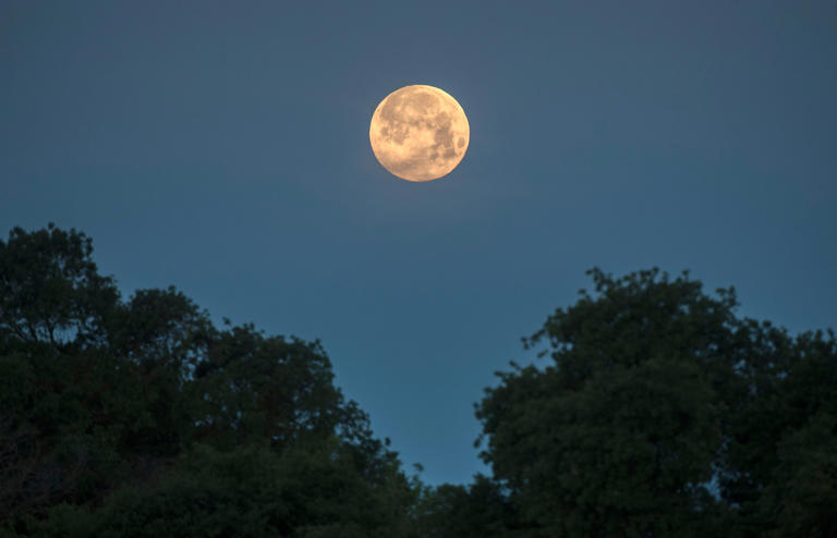What is the Flower moon? Here's when, how to see May’s full moon, a micromoon, in the US